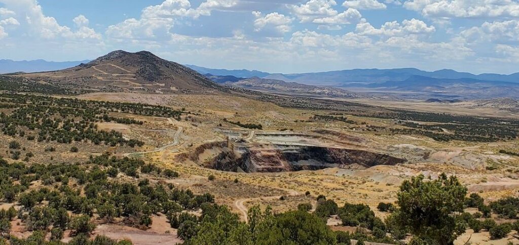 Calibre Mining finds robust drill results from Golden Eagle project