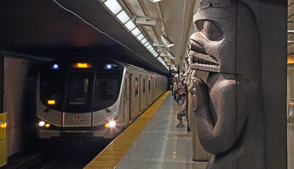 Rogers Communications latest acquisition helps with 5G rollout on ...