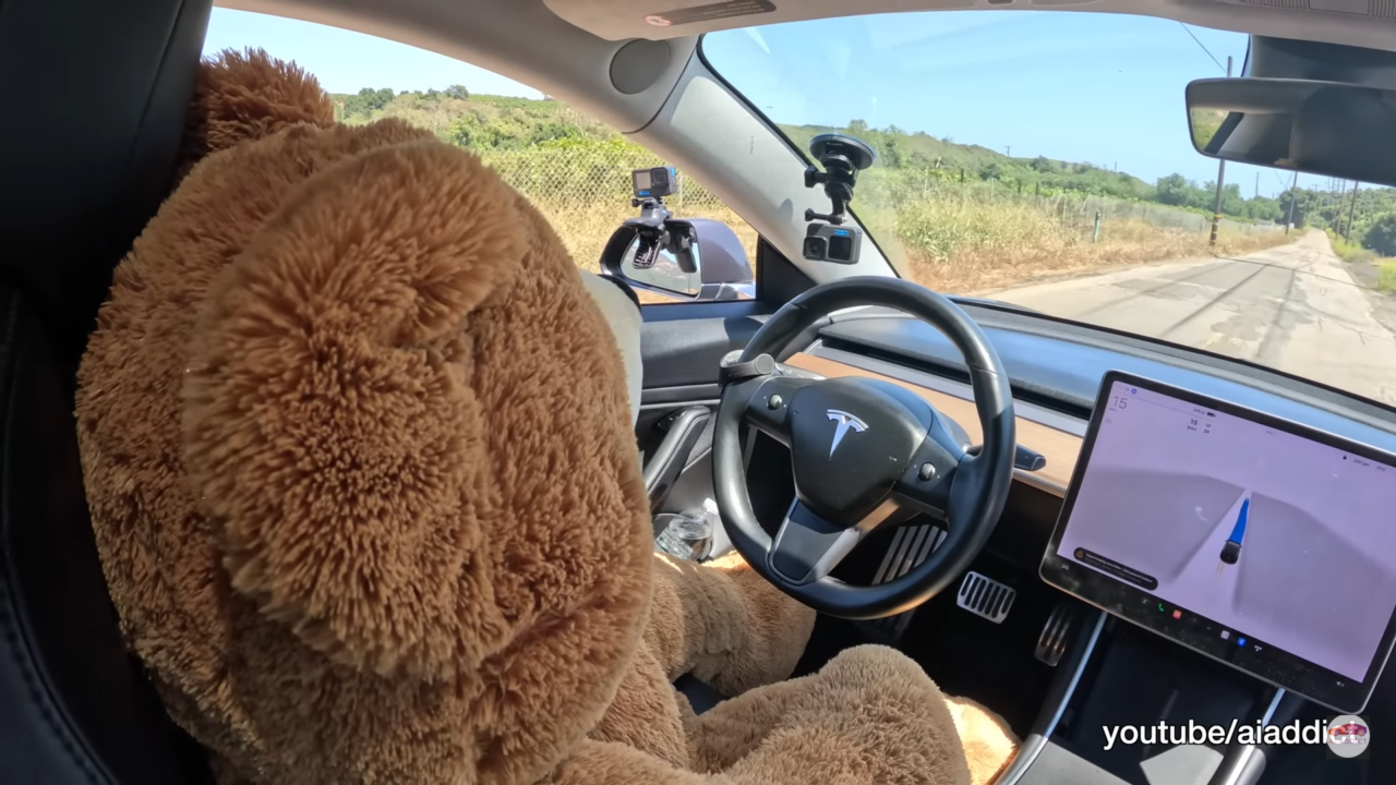 Computer safety watchdog shows failures of Tesla self-driving system ...