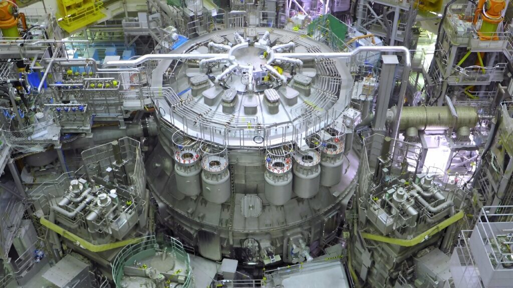 Japan launches world’s first experimental nuclear fusion reactor ...