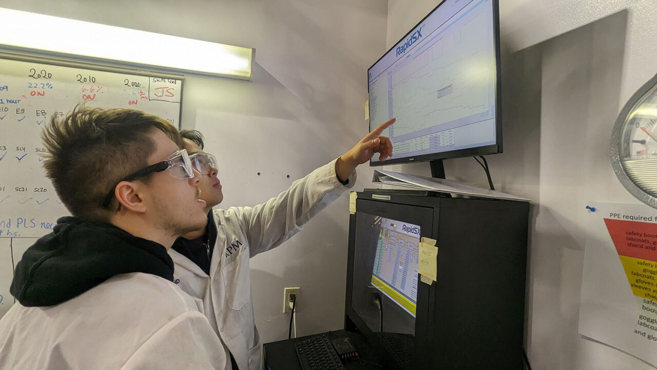 Defense Metals finishes Phase I of hydrometallurgical pilot plant ...